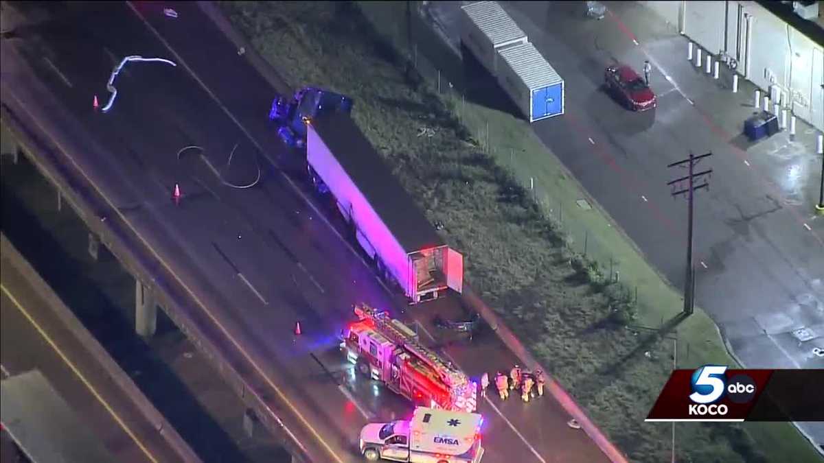 Crash involving semi-trailer causes traffic slowdown on I-44