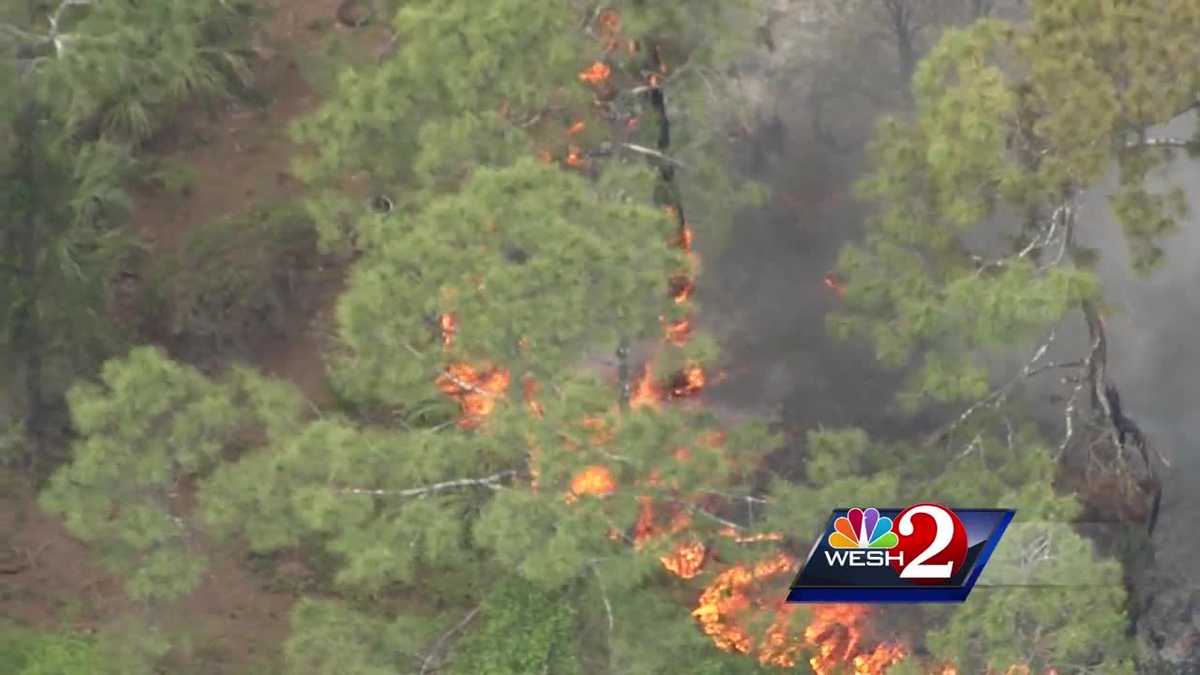 Brush fires near Oak Hill contained
