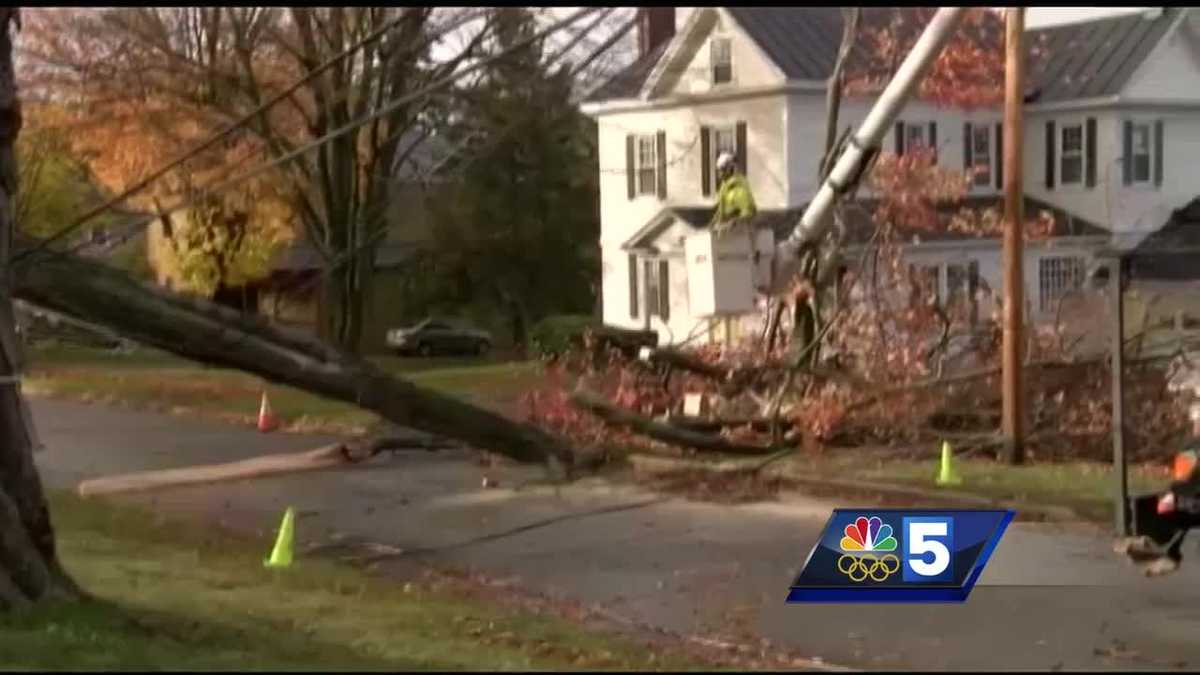 Neighbors in Milton spend hours helping each other clear fallen trees