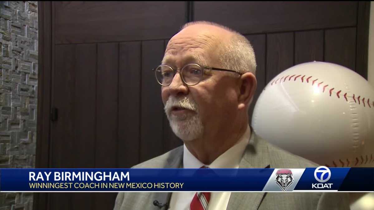 Lobos honor former head coach; receive visit from Steve Garvey