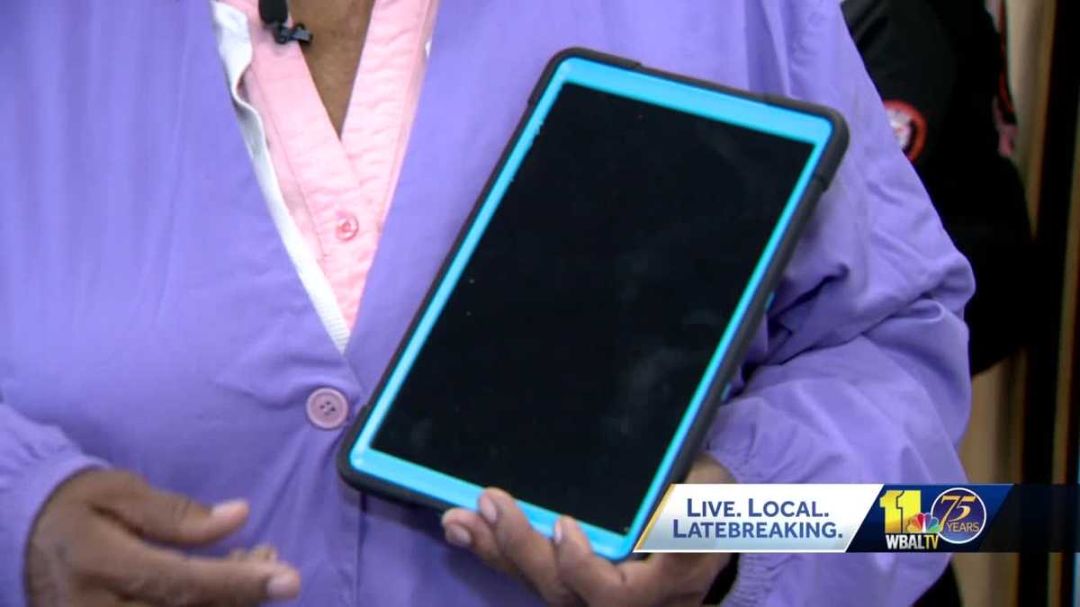 Free tablets gifted to Baltimore foster grandparents