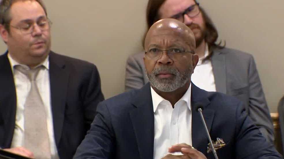 Hines: Criticism had nothing to do with decision to retire from housing ...
