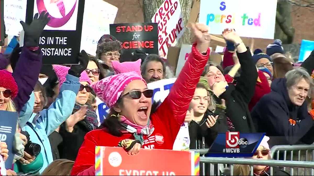 Thousands gather in Cambridge for second annual Women's March