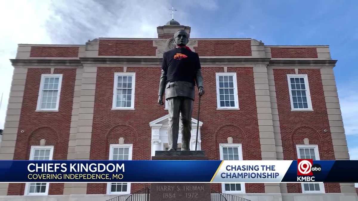 Harry Truman statue decked out in Kansas City Chiefs gear