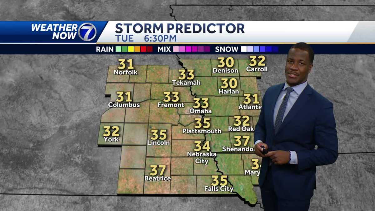 Tuesday, October 31: Frigid Halloween Night