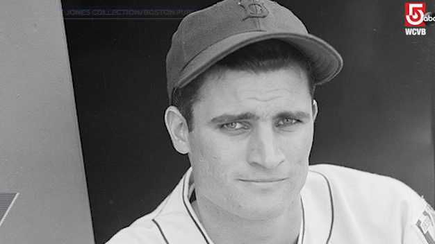 Red Sox 2nd baseman Bobby Doerr dies at age 99