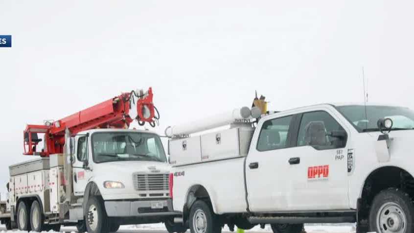 Omaha blizzard power outages in Nebraska, Iowa