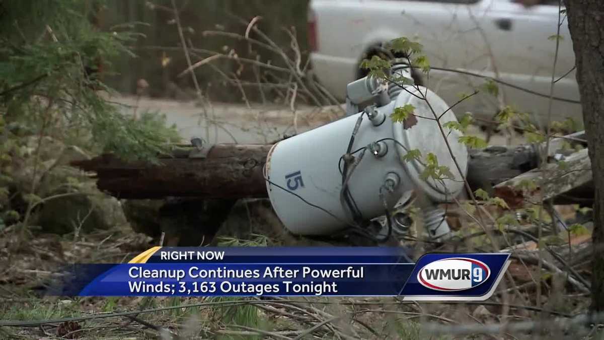 Power Crews Work To Restore Power To Thousands