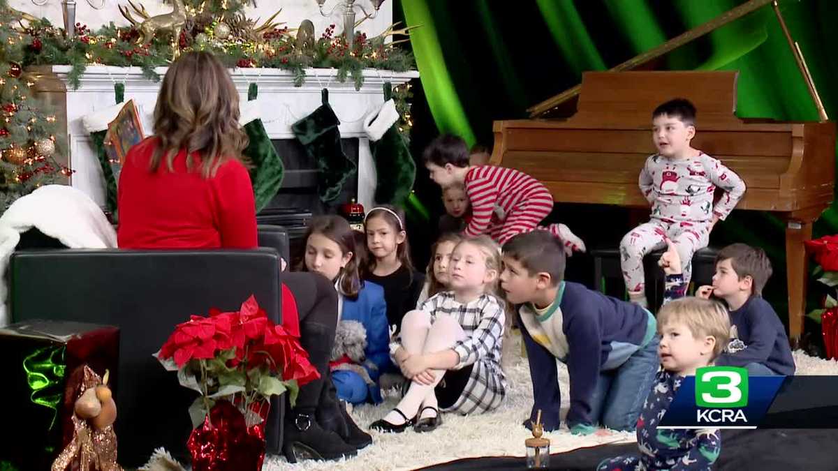 KCRA's Edie Lambert reads children ''Twas the Night Before Christmas'