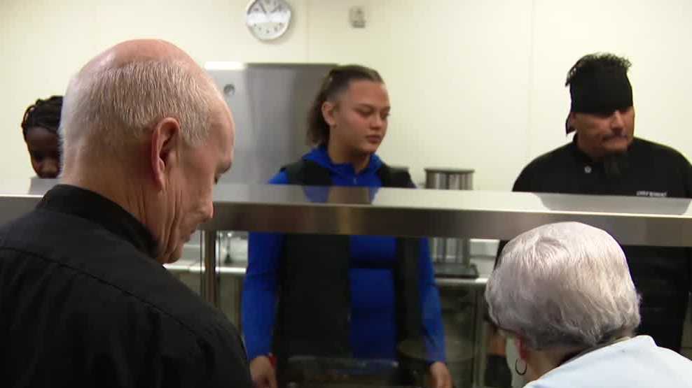 Stephen Center spreads Thanksgiving message