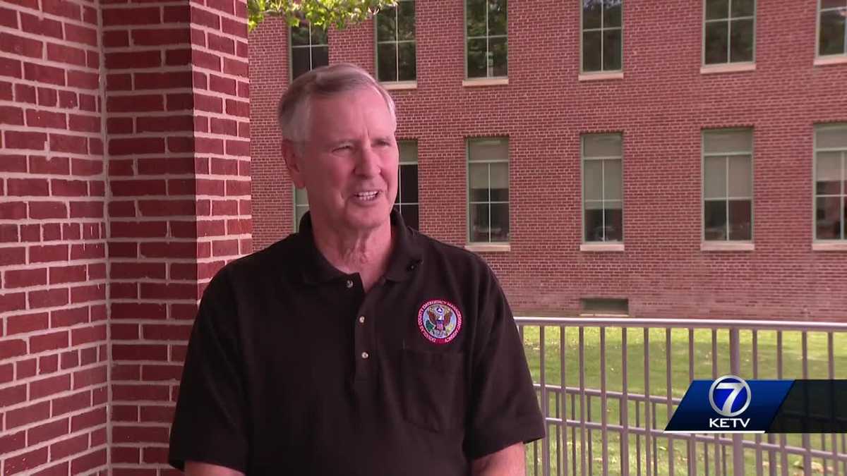 Douglas County officials honor emergency management director