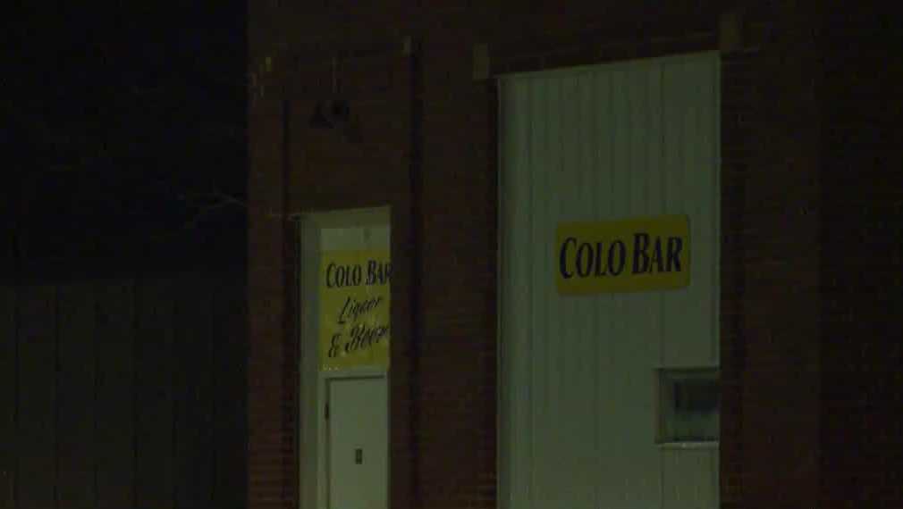 Iowa crime: Man stabbed during fight outside Colo Bar