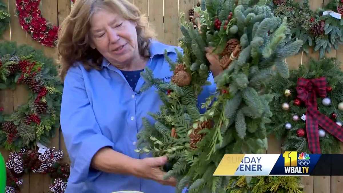 Tips for real wreaths and holiday decorations this season