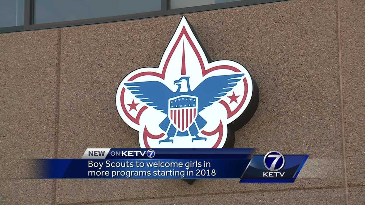 Boy Scouts to welcome girls in more programs starting in 2018