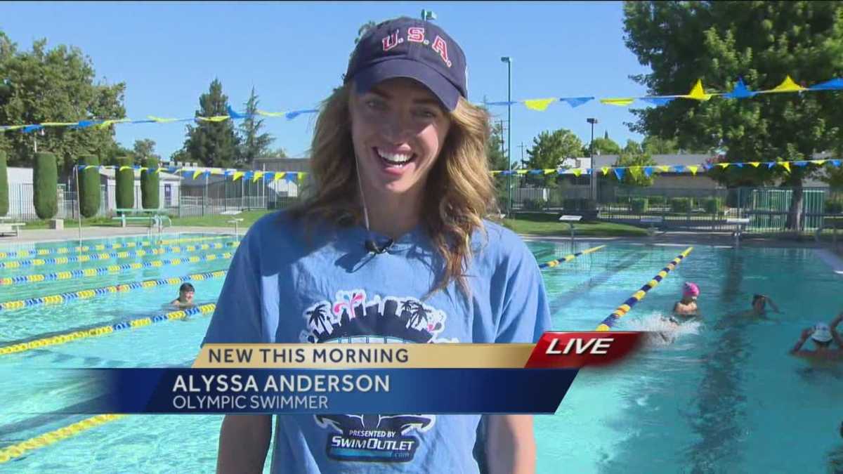 Young swimmers learn from Olympic champions in Galt