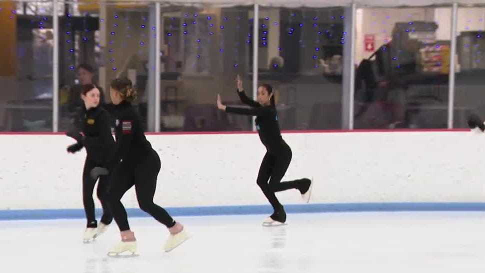 'Disney on Ice' performer gives local skaters sneak peak