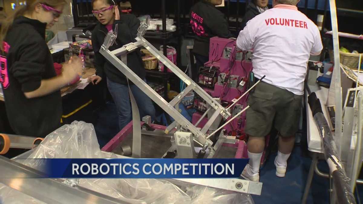 Teams prepare for robotics competition at UC Davis