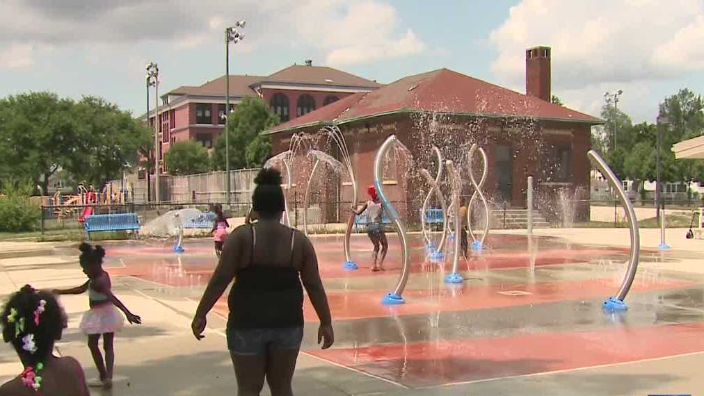 Milwaukee police step up curfew enforcement to curb youth gun violence