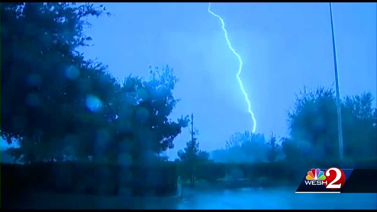 How to stay safe during bouts of lightning