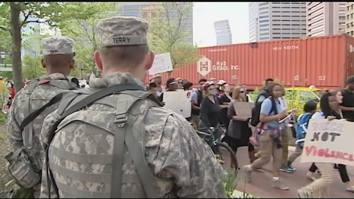 Residents show appreciation for National Guard in Baltimore