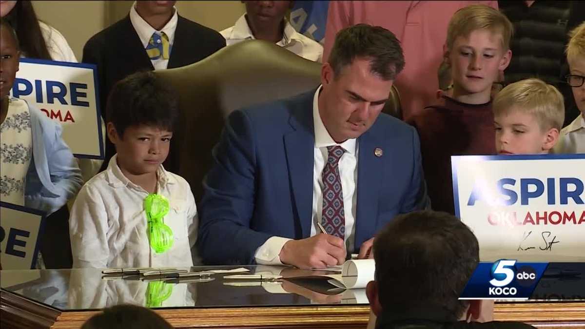 Oklahoma Gov. Stitt signs $800M education package