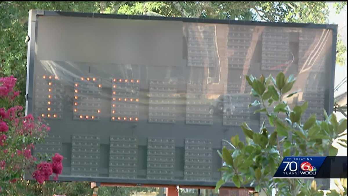 Traffic sign in New Orleans displays inappropriate language
