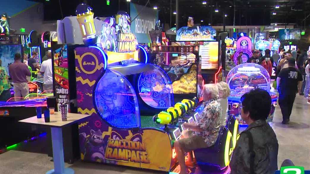 West Sacramento welcomes new family entertainment center