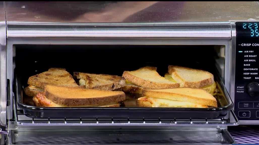 Sunday Brunch: A Friendly Bread shows grilled cheese varieties