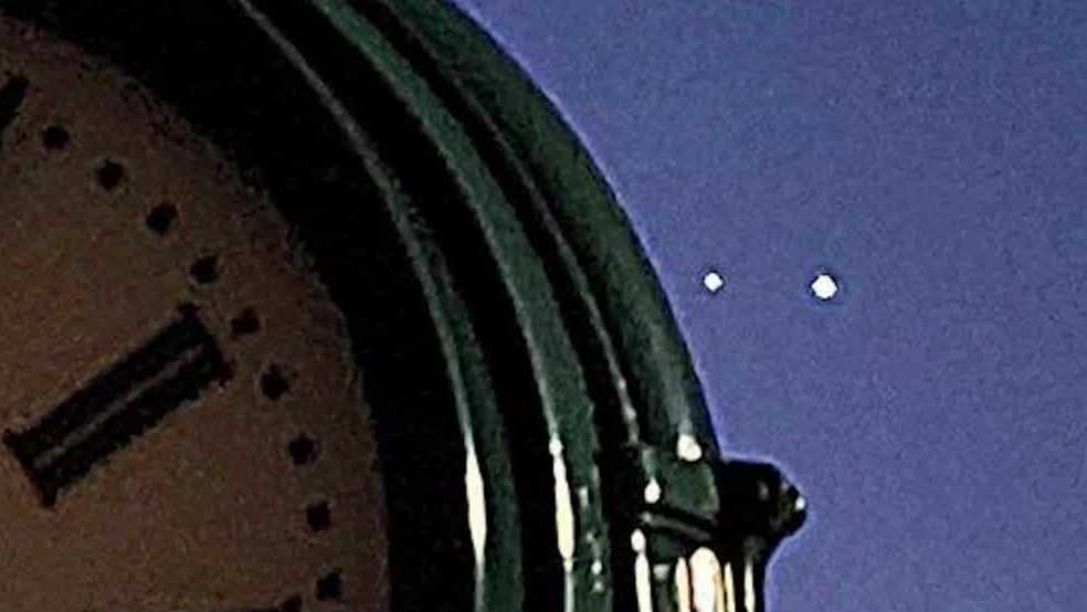 Police departments inundated with 911 calls for bright lights in sky