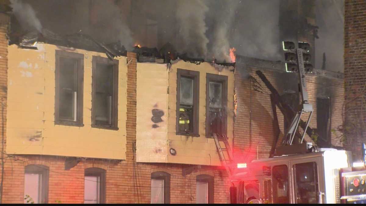 Homestead fire displaces families