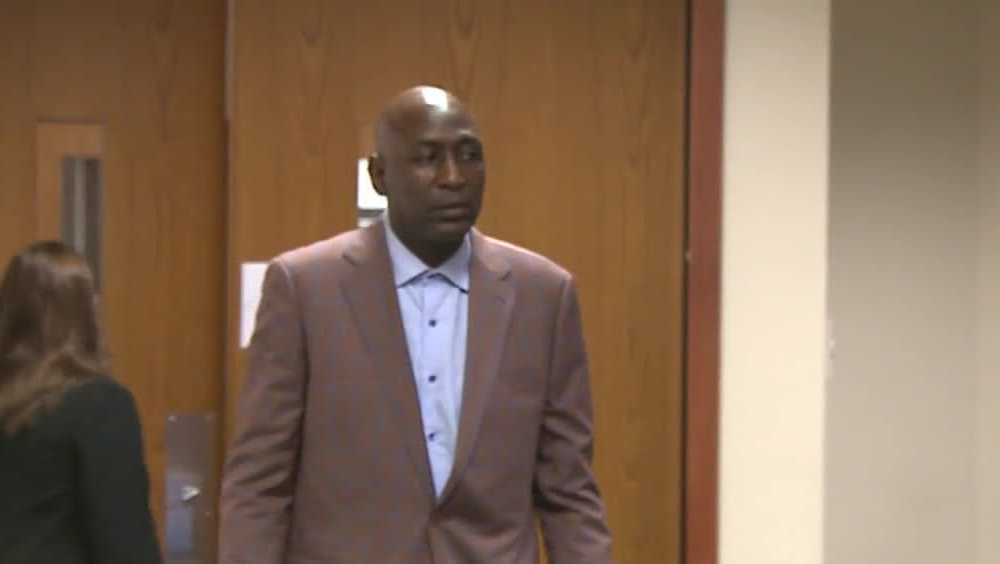 Former UofL star Robbie Valentine won't serve jail time