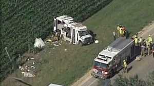 News Chopper 12 above Ft. Atkinson bus crash