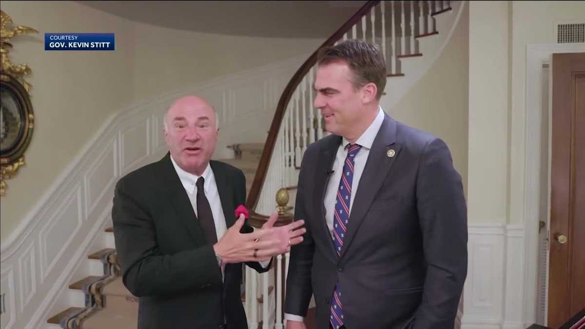 'Shark Tank' star flies into Oklahoma to meet with Stitt