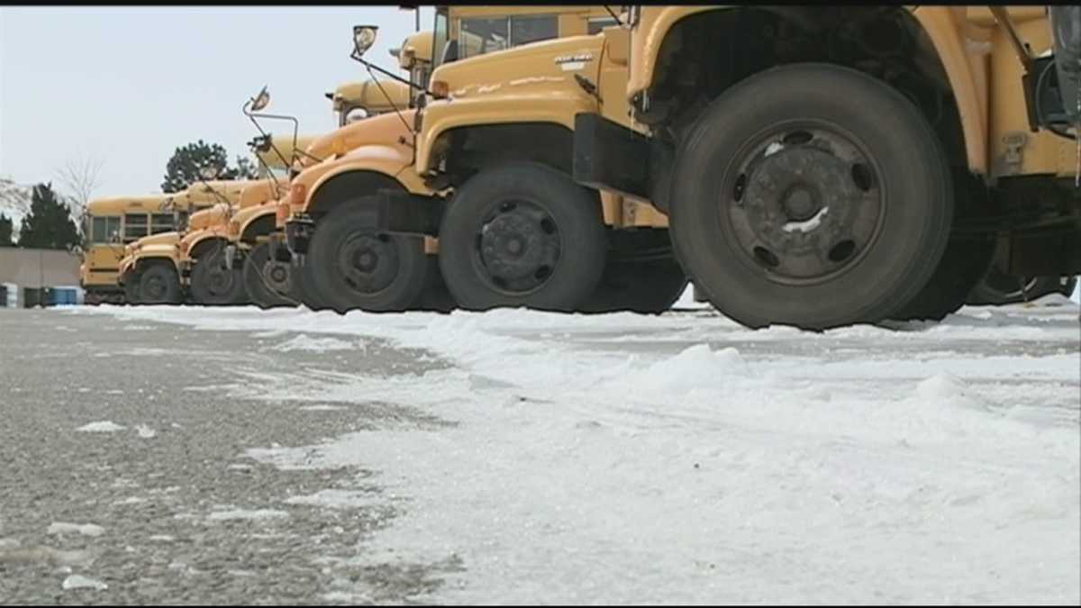 Cold school buses make students late