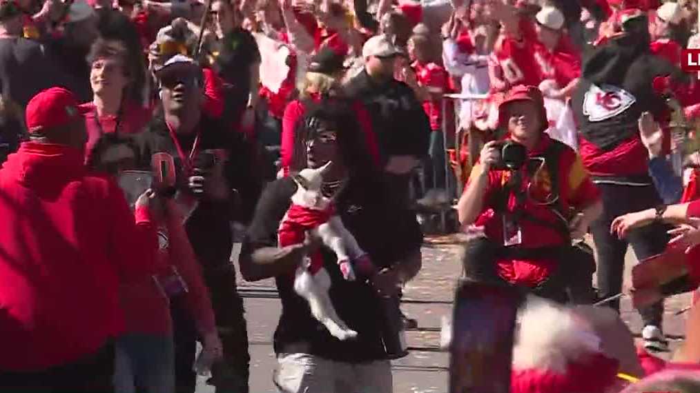 Video: Running back Isiah Pacheco had a goat at the Super Bowl parade