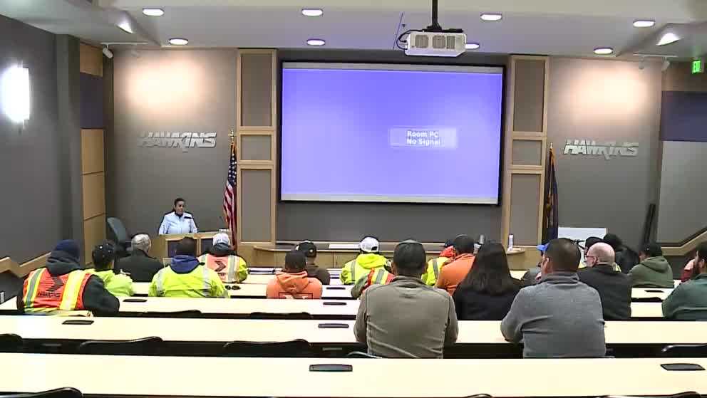 Omaha construction company provides ESL course to employees