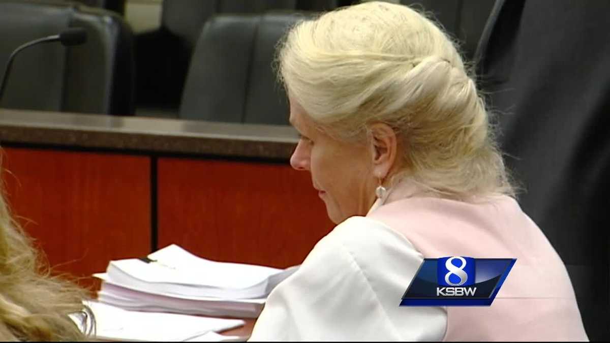 California doctor sentenced for stalking with python