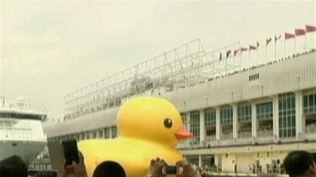 Giant rubber duck heading for Pittsburgh