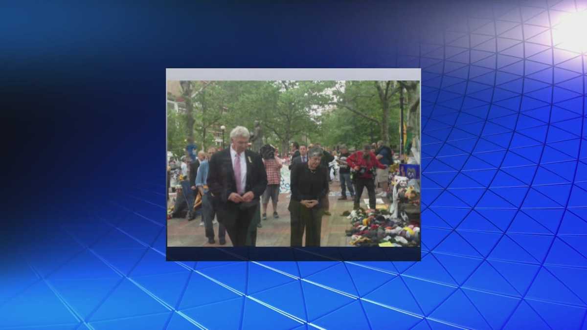 Homeland Secretary Secretary Napolitano visits bombings memorial