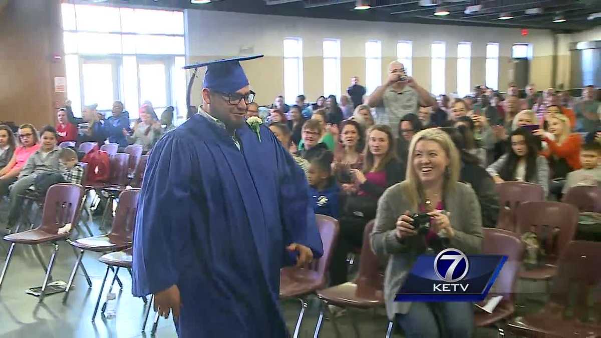 A graduation ceremony for those who rebuilt their lives
