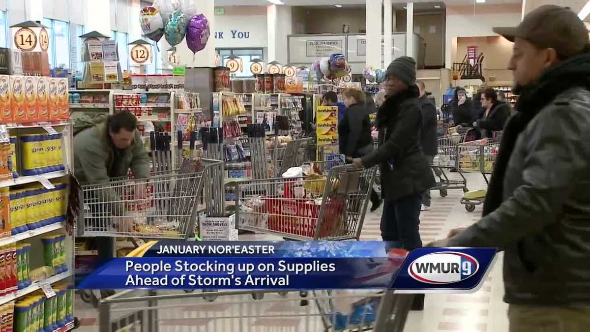 Long lines at grocery stores ahead of storm