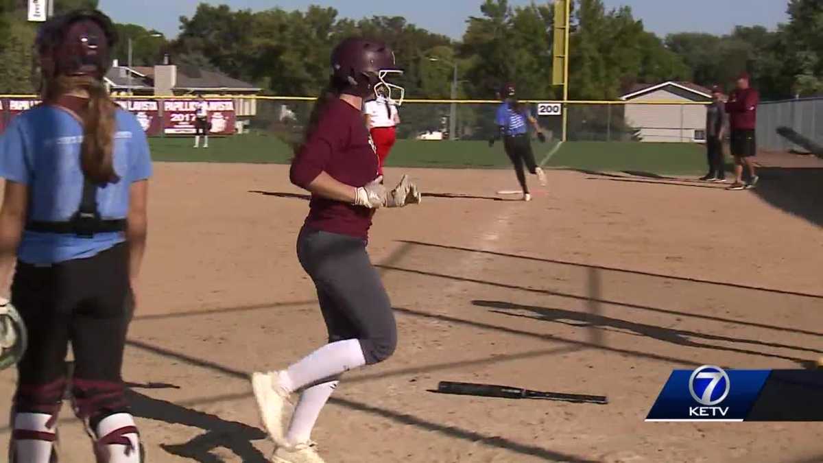 Top-ranked Monarchs chasing perfect season