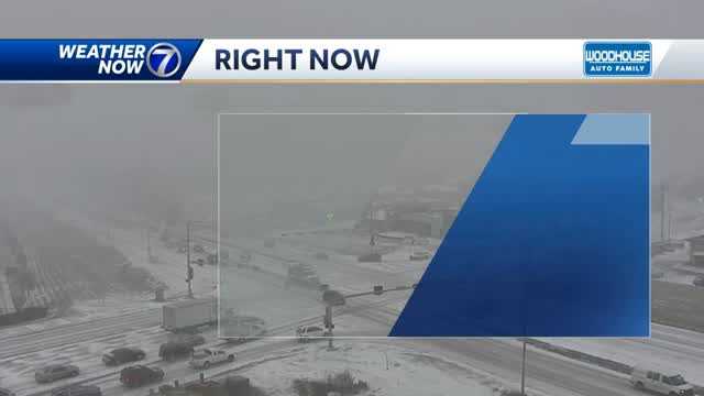 Snow coming down in the metro; Winter Weather Advisory remains in effect