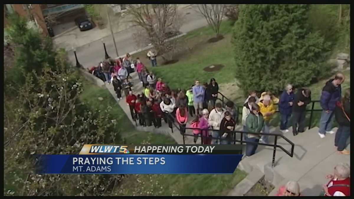 Hundreds gather to pray the steps at Holy Cross-Immaculata Church