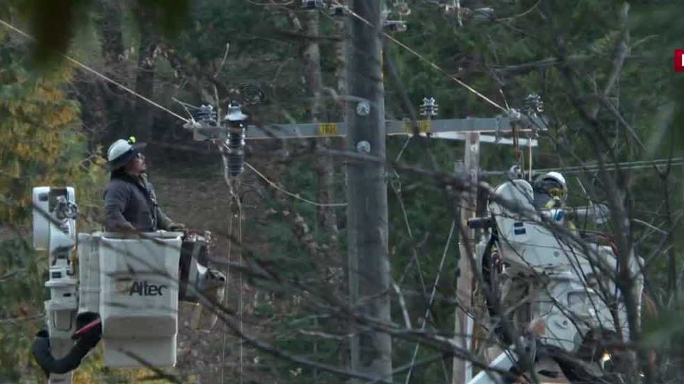 Northern California utility crews restore power to thousands of Sierra residents 2 weeks after storm