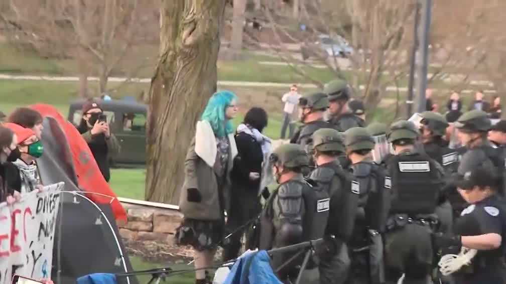12 arrested at University of New Hampshire during protests