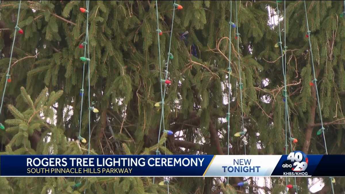 Rogers holds first tree lighting ceremony