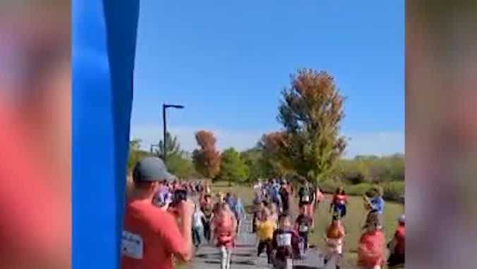 Little heroes save the day at superhero heart run