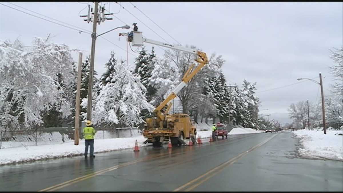 Utility crews thanked for restoration efforts