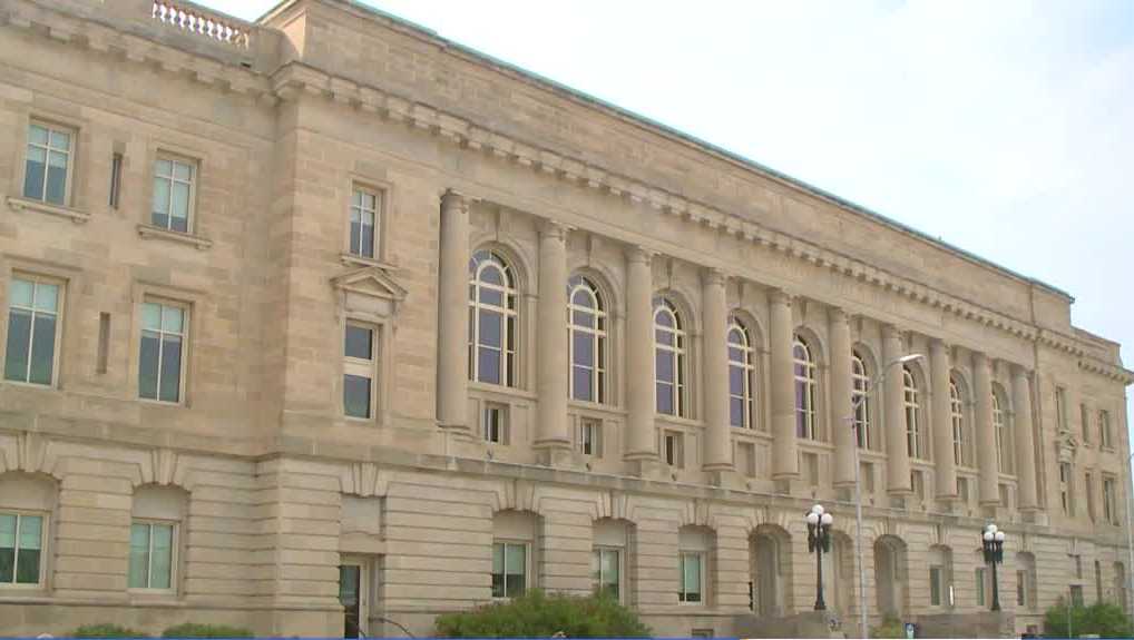 Des Moines City Council to vote on special election after Sheumaker ...